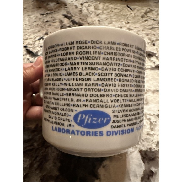 Dining | Rare Vintage Pfizer Pharma Rep Laboratories Division 1978 ...